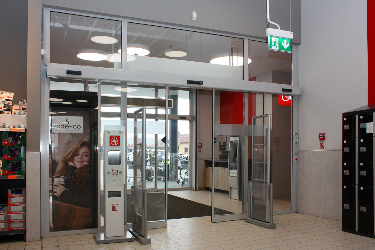 Bránové, garážové a dverové systémy s najväčšou servisnou sieťou | Spedos